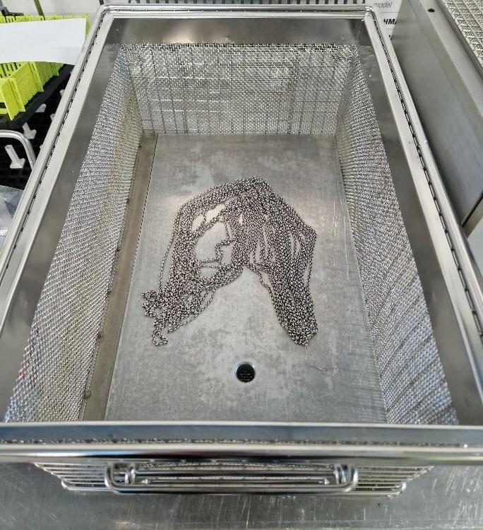 Removing Swarf and Oils from Machined Parts - Kemet