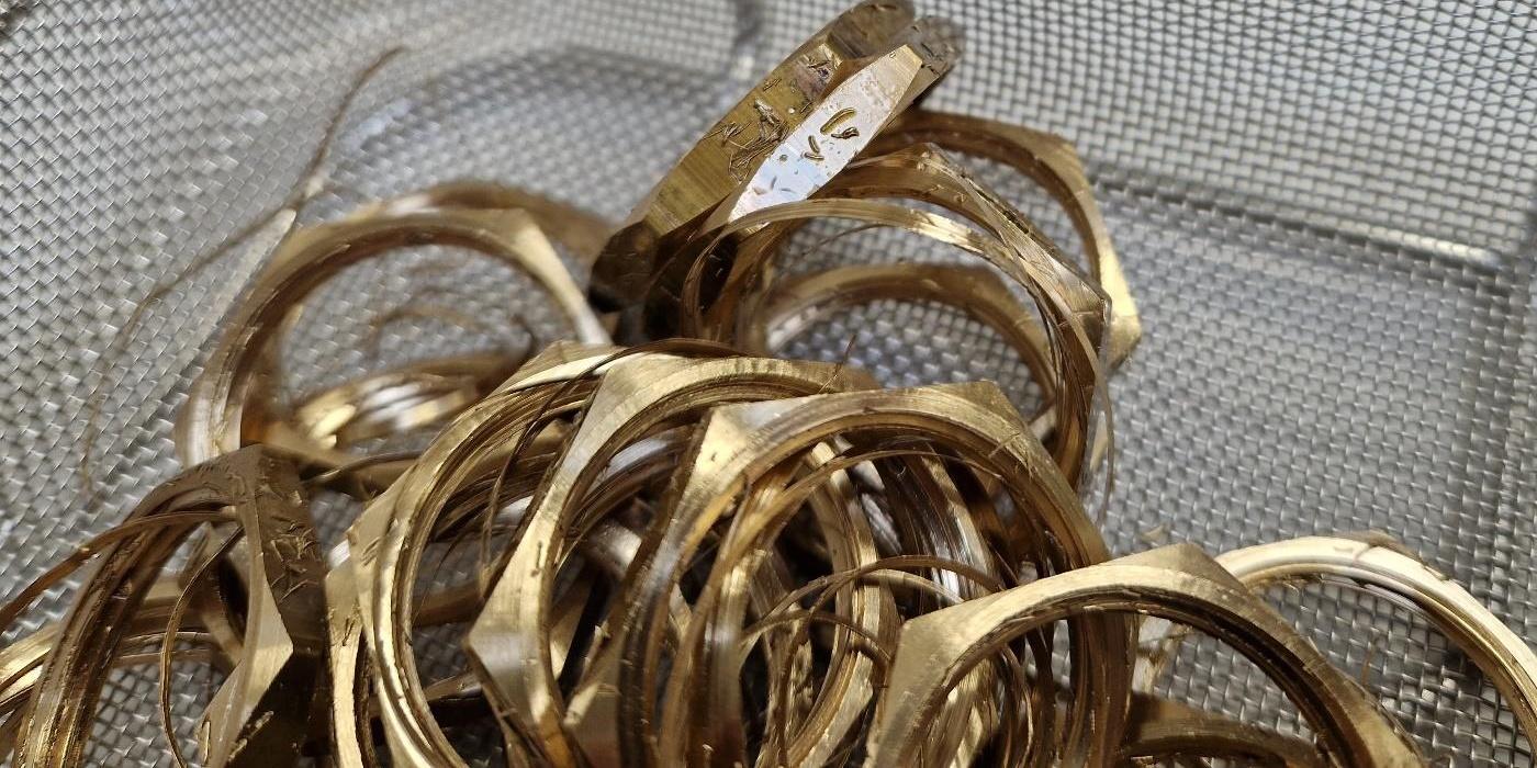 Removing Swarf and Oils from Machined Parts - Kemet