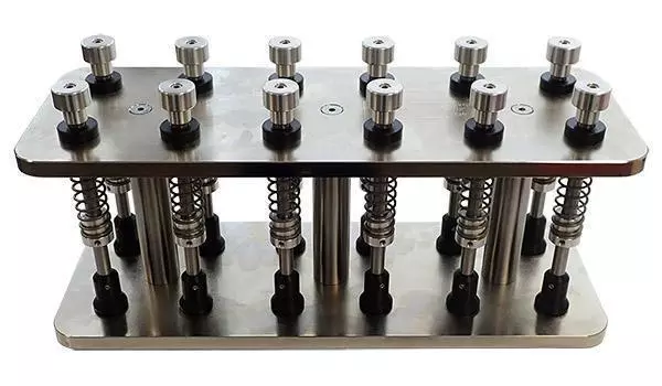 Mounting Fixture for Thin Sections - Kemet